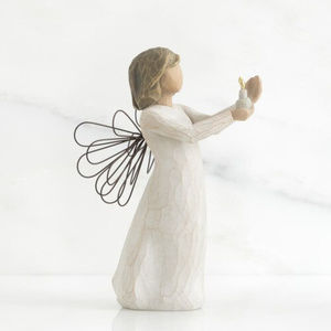 Willow Tree | Accents | Willow Tree Angel Of Hope 26235 Holding Candle ...